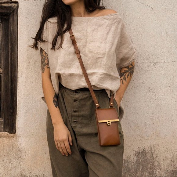 Beara Beara | Bags | Beara Beara Phone Bag Zoey Caramel 0 Cow Leather ...